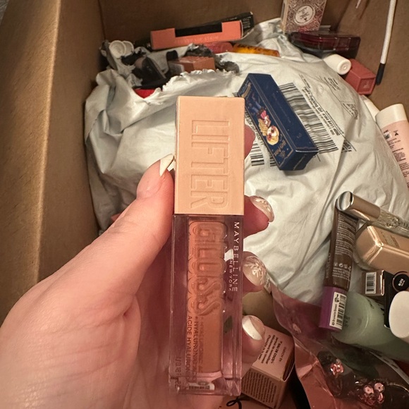 Maybelline | Makeup | Lip | Poshmark